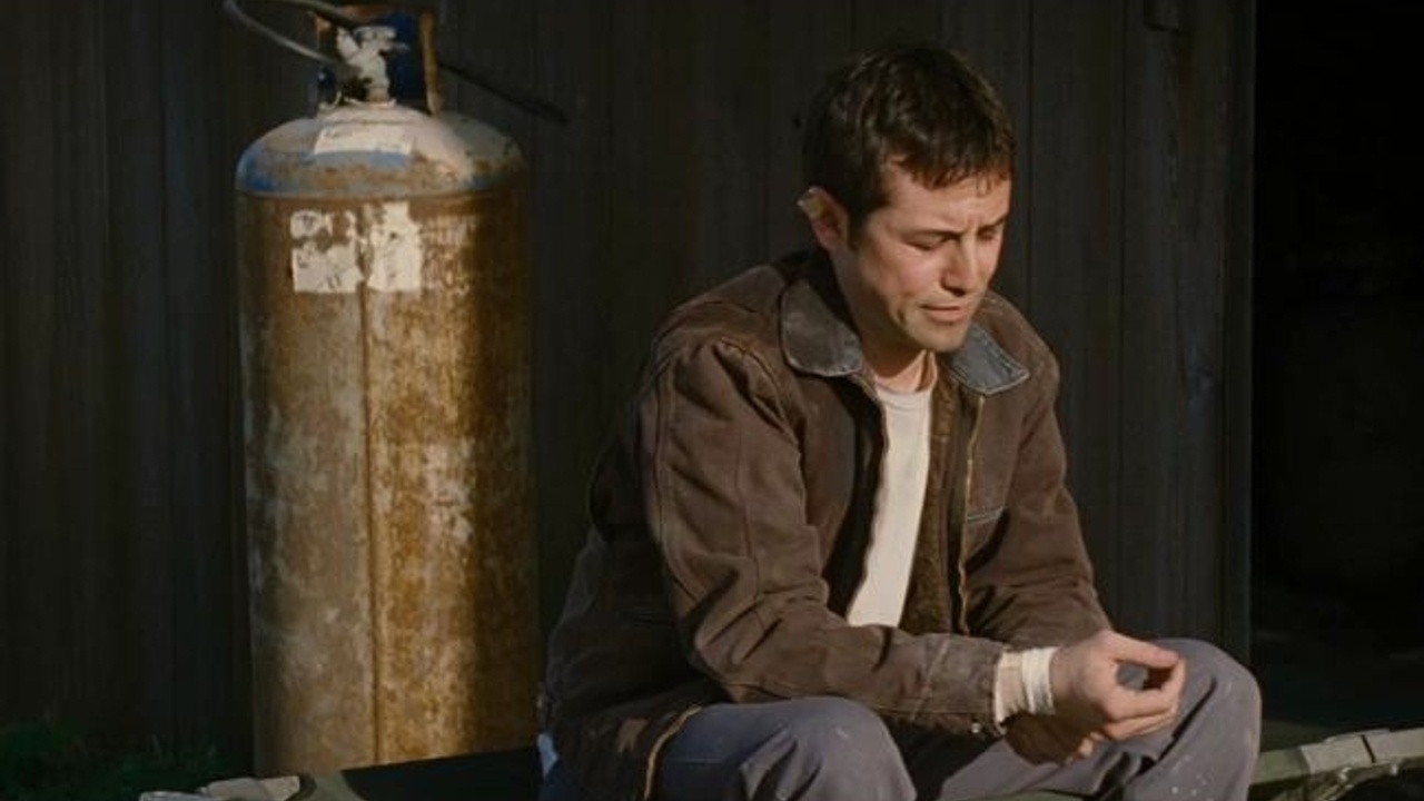 LOOPER : LES TUEURS DU TEMPS - Extrait 4 en anglais - Cinoche.com