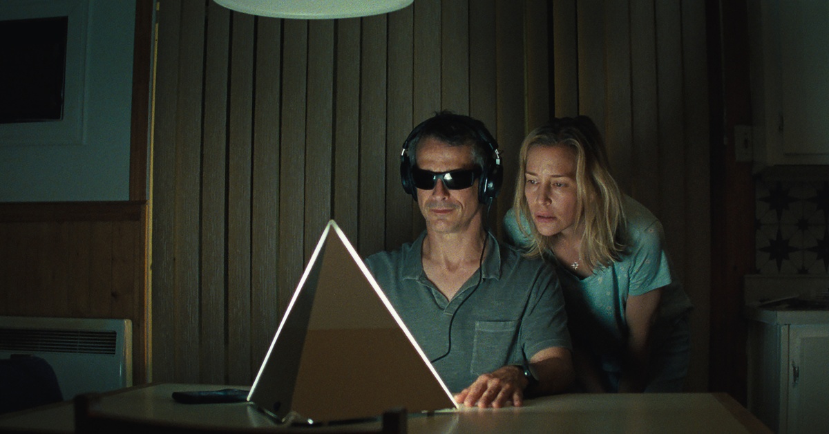 Patrick Hivon et Piper Perabo dans la bande-annonce du film AMOUR ...