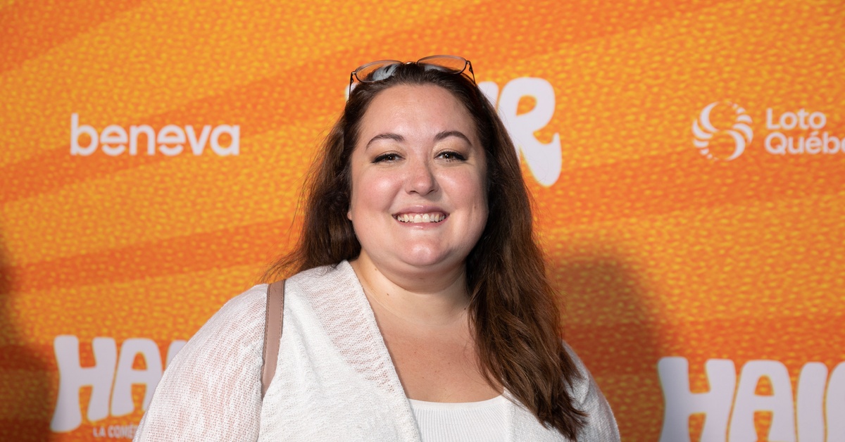 Renée Wilkin pose avec son fils (photo)