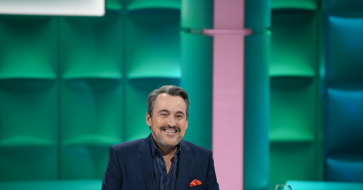 Une spectatrice dans le public de Tout le monde en parle fait réagir ...