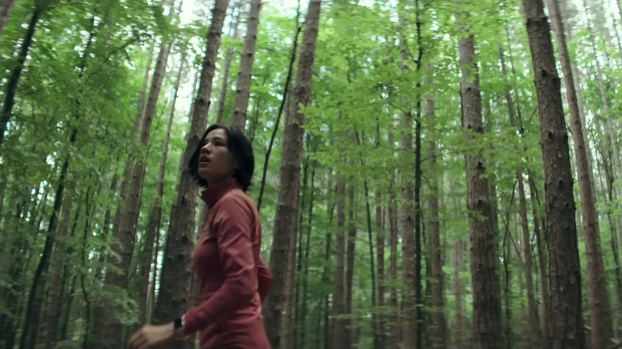 NE BOUGE PAS - Bande-annonce en anglais - Cinoche.com