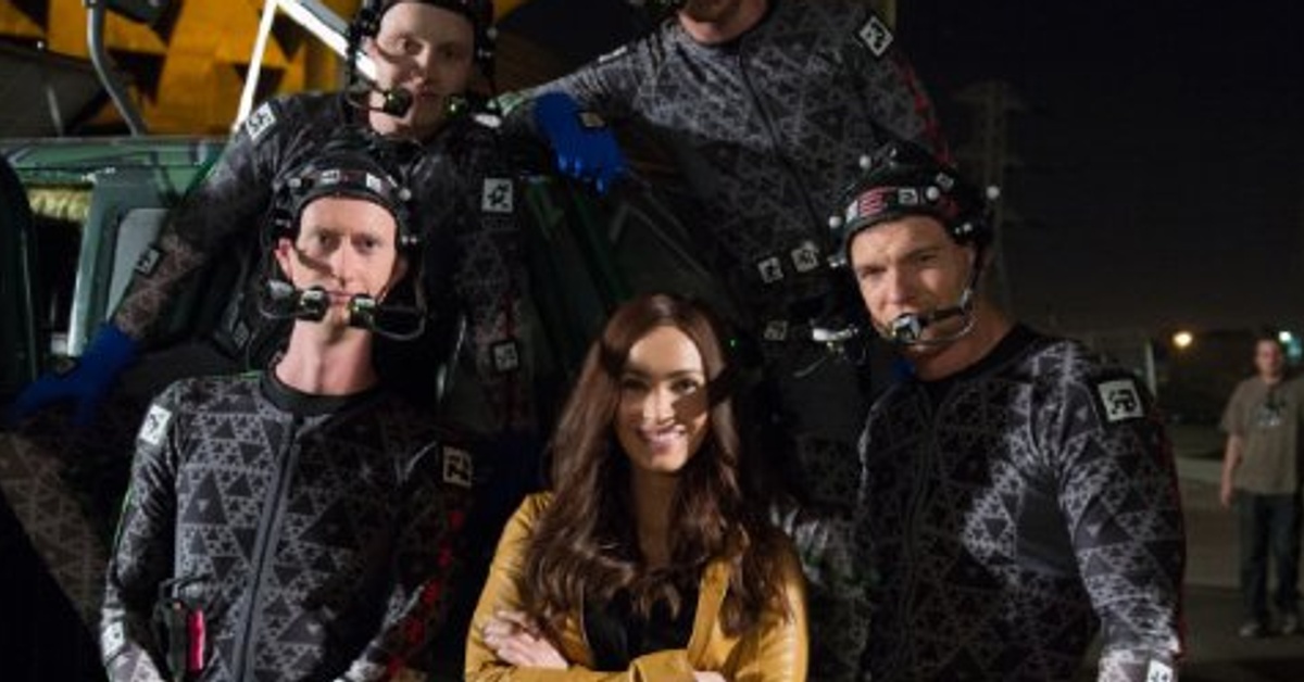 Pete Ploszek - Personnalité