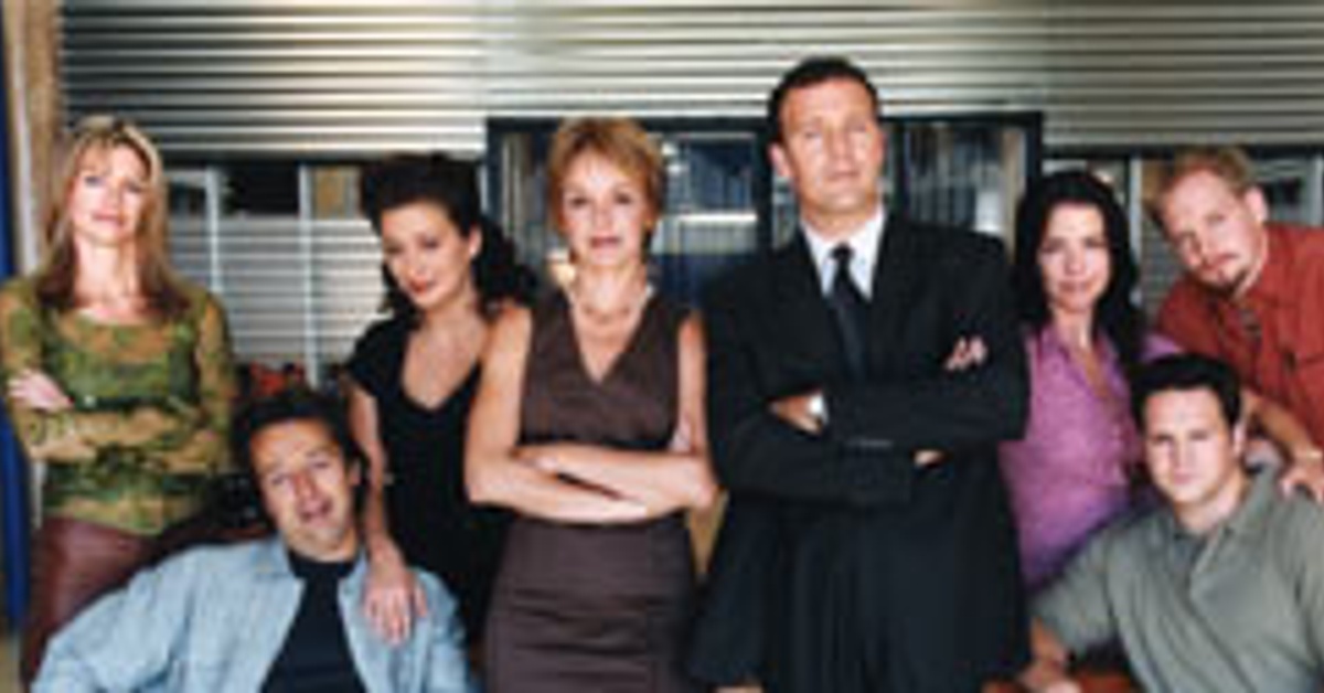 Tribu.com - Distribution et équipe