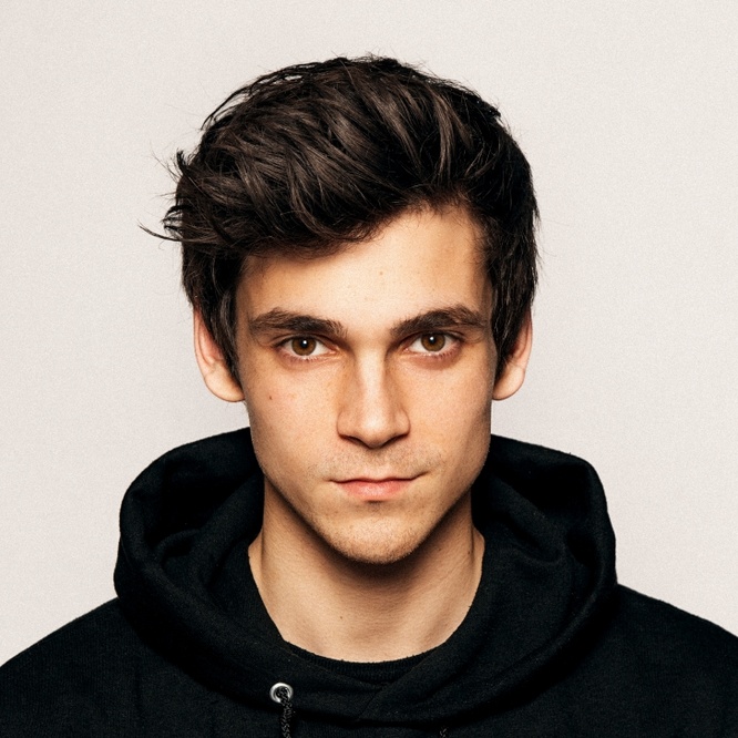 Nicolas Fontaine - Comédien, Producteur, Acteur | Qui Joue Qui