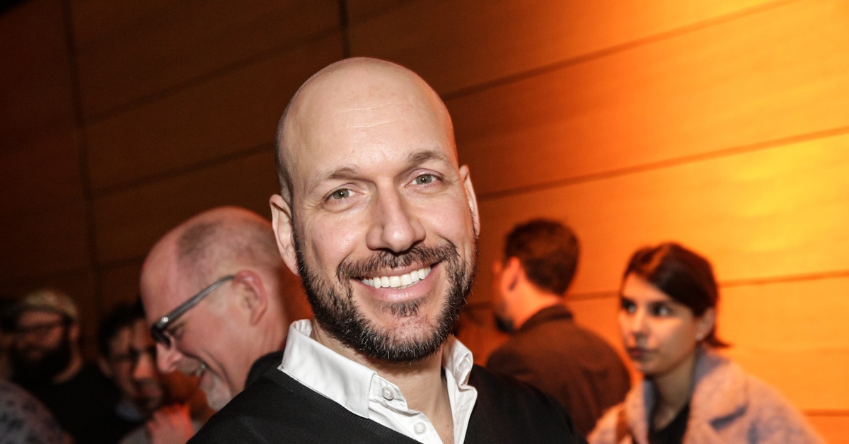 Martin Matte s'est fait poussé les cheveux pour la série «Vitrerie Joyal