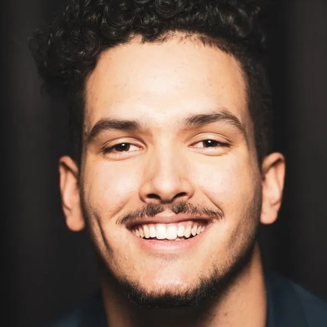 William Roy Rodriguez - Comédien | Qui Joue Qui