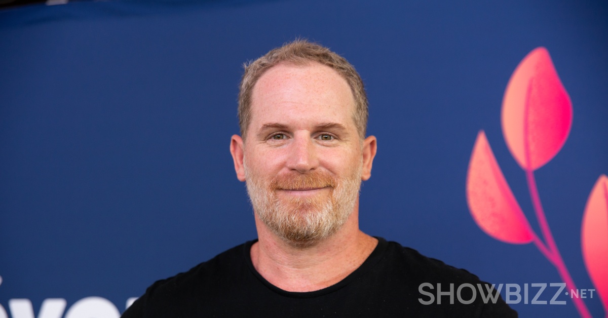 Alexandre Goyette aborde son rôle dans la nouvelle série familiale Le pacte