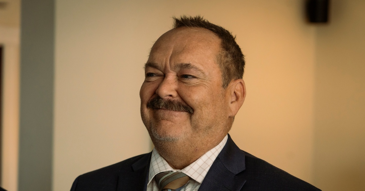 Jean-Michel Anctil présente son frère, Dominic Anctil