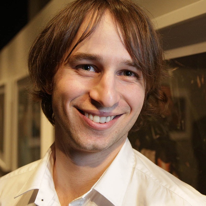 Alexandre Dubois - Comédien, Acteur | Qui Joue Qui